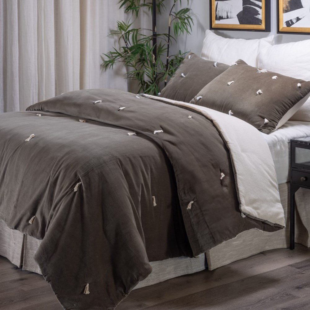 Oakura Quilt Queen Charcoal – Linens & More